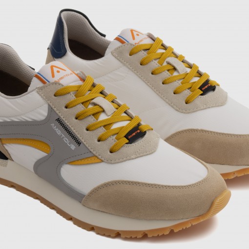 SPEEDSTER Retro Runner - 13853-T4582AM | Ambitious